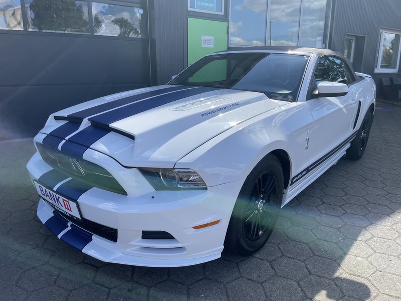 Ford Mustang Cabriole~Leder~NAVI~el.FH~Automatik~ALU~el.Verdeckt ...